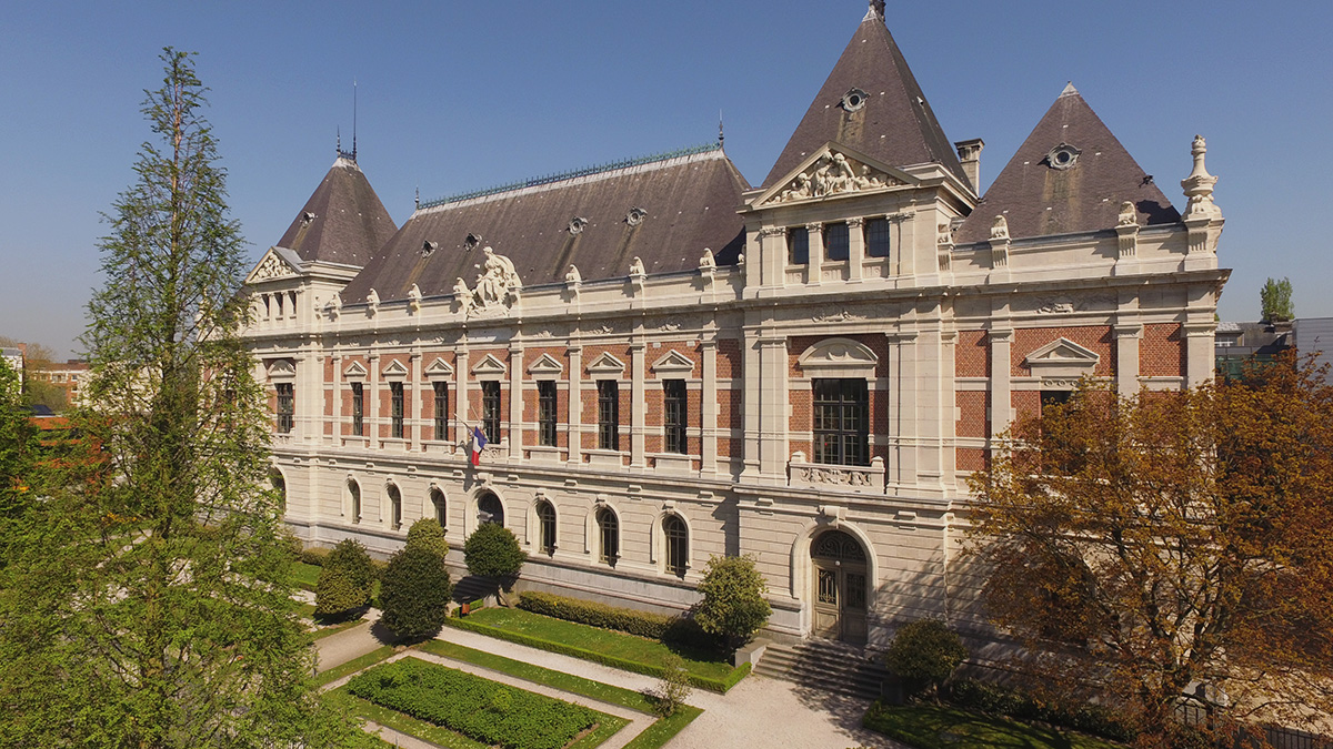Travailler à l'ENSAIT | Ecole d'Ingénieurs Textile à Roubaix